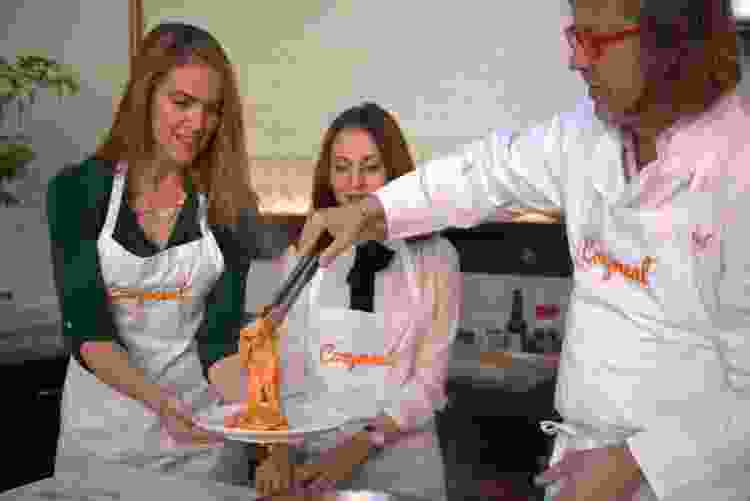 A Guide to Team Building Activities in D.C. | Cozymeal