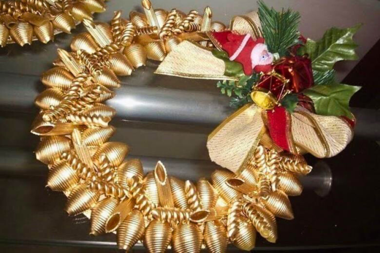 DIY Photo Ornaments | Fun Ideas for 2026 | Classpop!