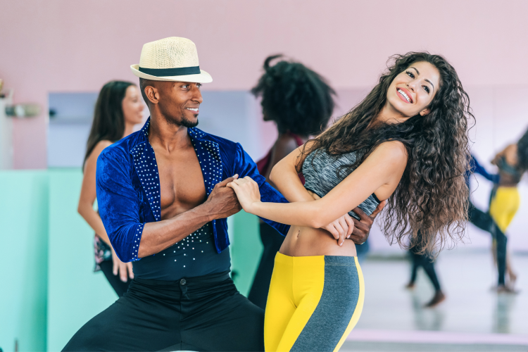 salsa dance example
