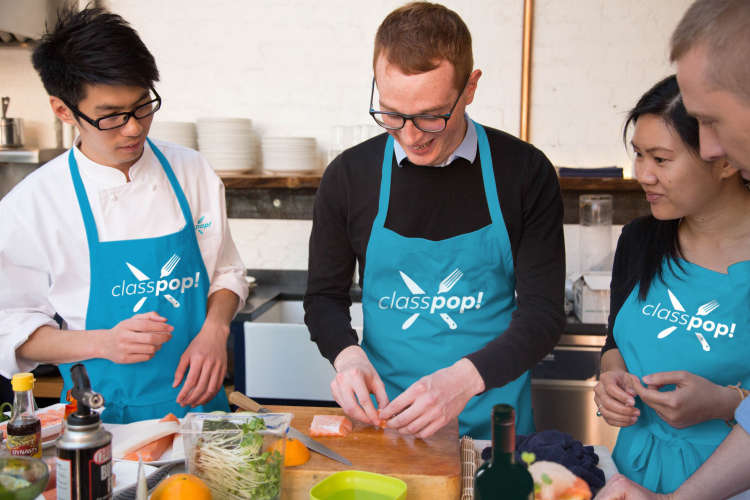 33 Best Team Building Activities in Los Angeles for 2024 | Classpop!