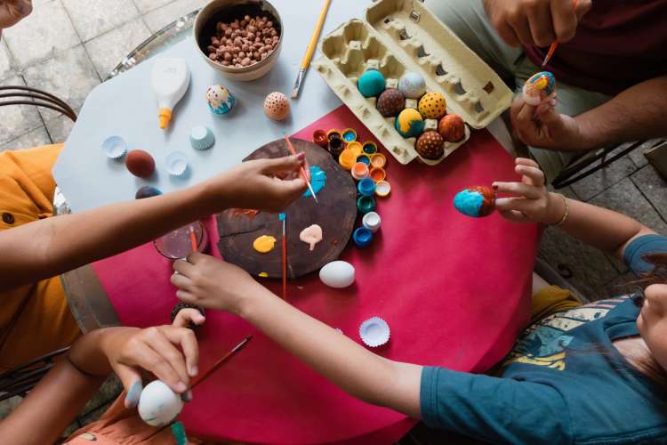 How to Paint Easter Eggs | Guide in 2025 | Classpop!