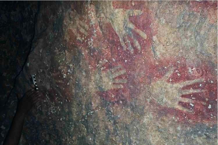 5 Ancient Petroglyphs Amp Cave Paintings That Depict Cave Art History