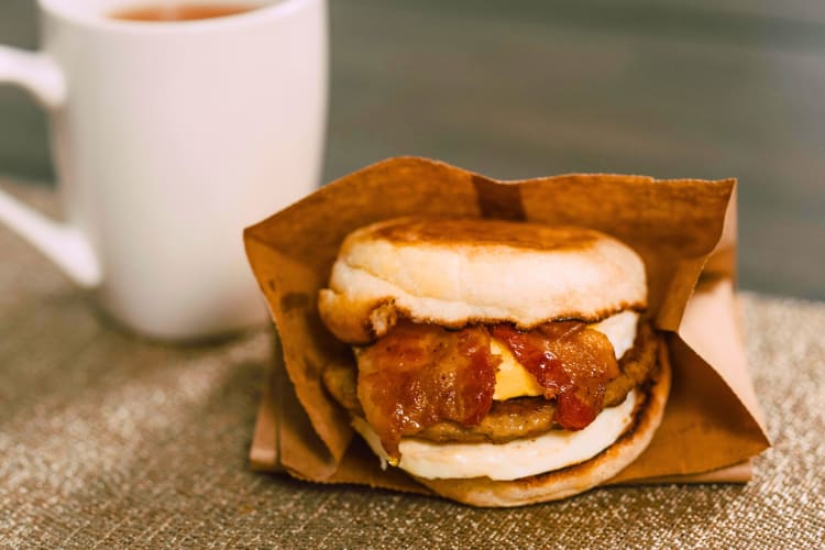 Best Fast Food Breakfast Sandwiches | Top 12 Ranked in 2025 | Cozymeal