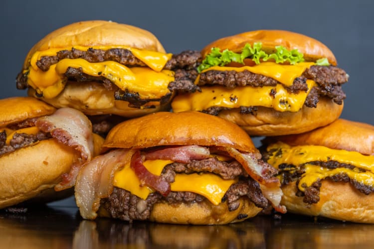 Best Fast Food Burgers | Top 23 in 2025 | Cozymeal