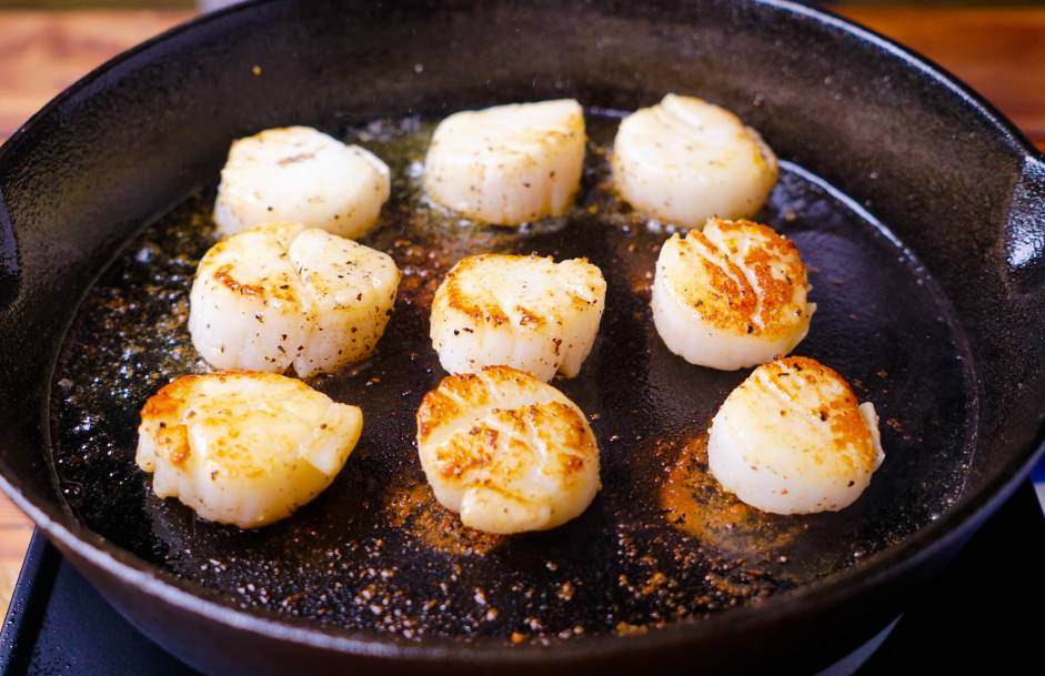 How to Cook Scallops | A Complete Guide to Cook Scallops | Cozymeal