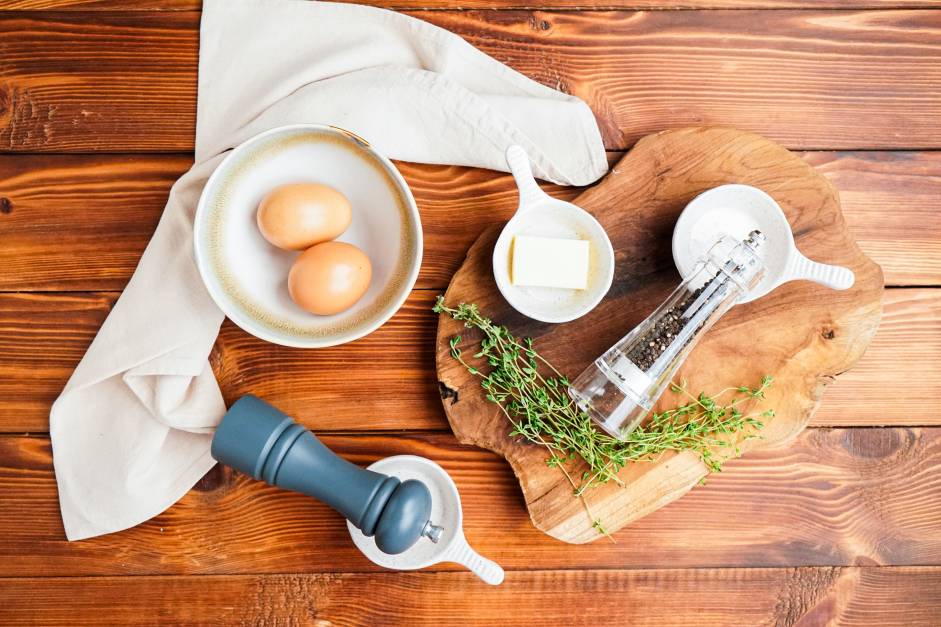 How to Make an Omelet| A Complete Guide to Making an Omelet | Cozymeal