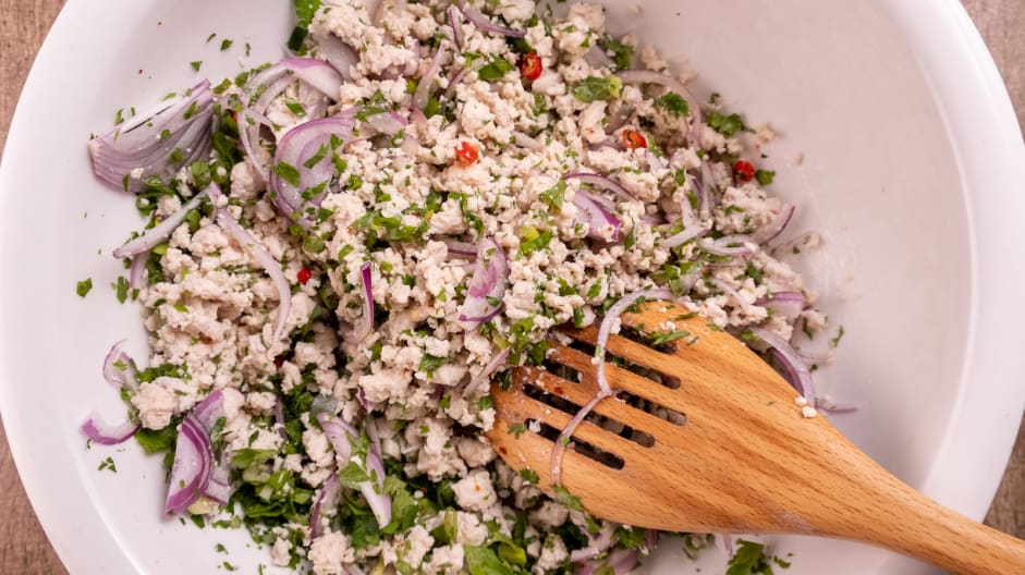 Chicken Larb (Laab Gai) Recipe | Cozymeal