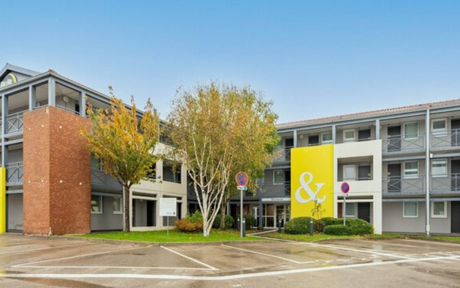 B&B Hotel Calais Coquelles, 2-star hotel near the Channel Tunnel