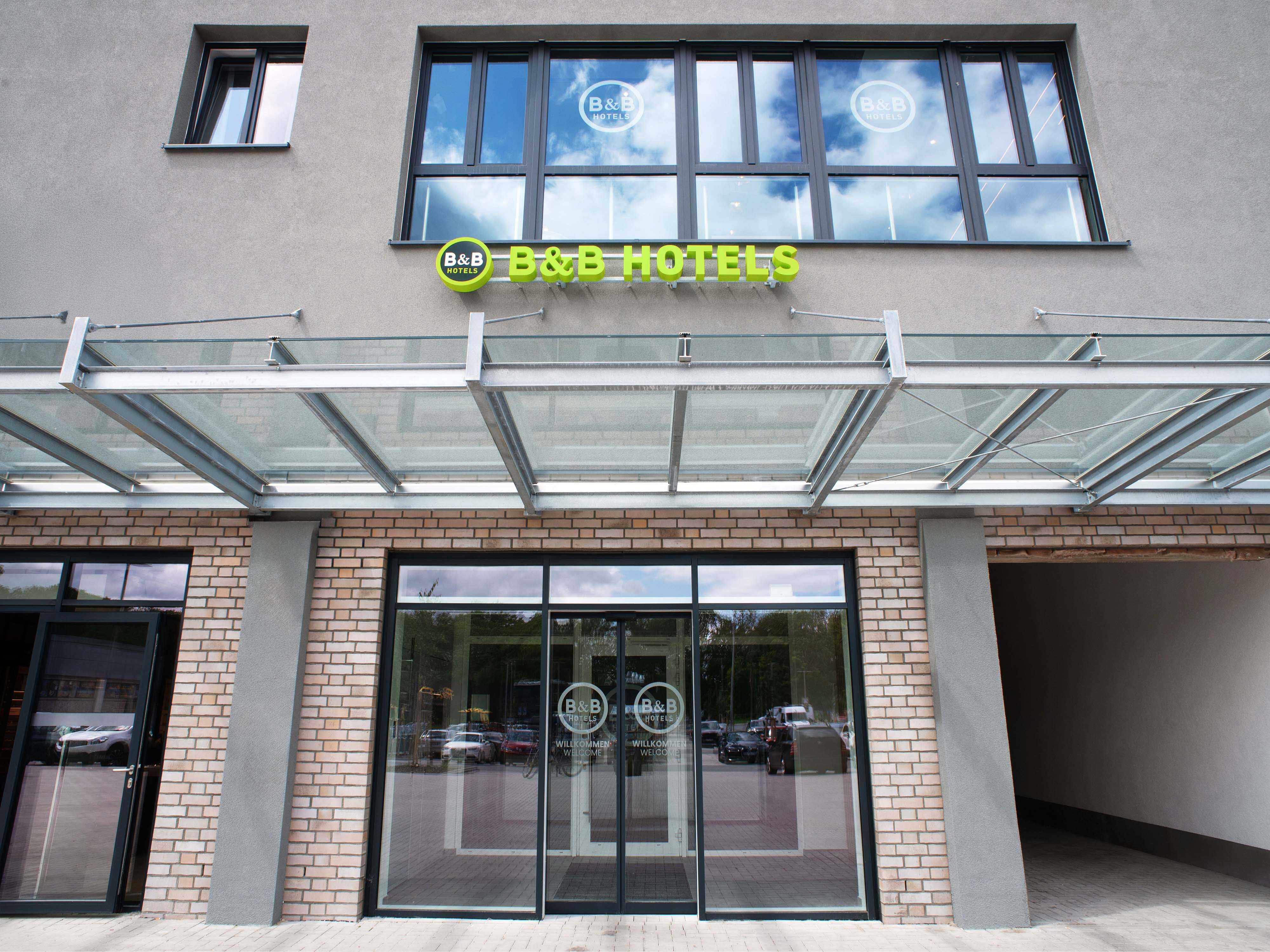 Bezahlbarer Komfort im B&B HOTEL Wismar: Nähe Altstadt & Zoo Wismar| B ...