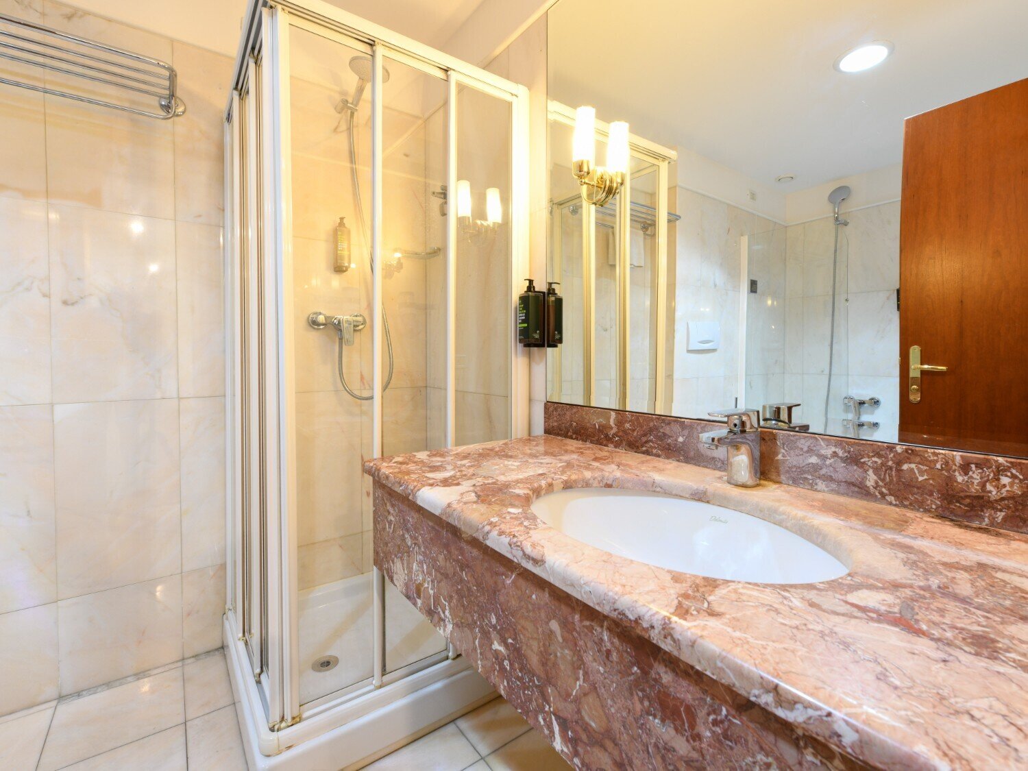 B&B HOTEL Affi Lago di Garda | vicino ai parchi del Garda