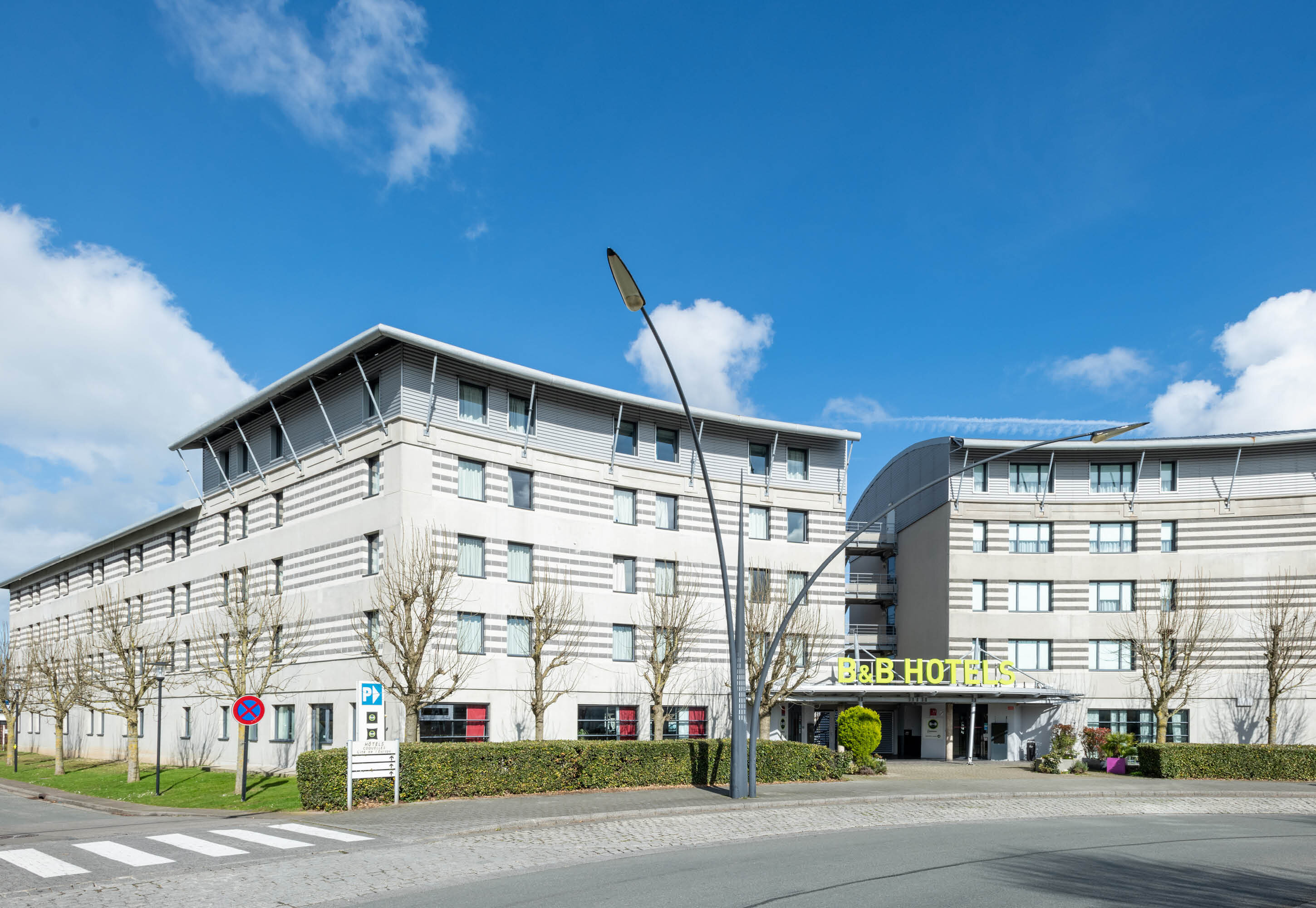 B&B HOTELS in Calais: 3-star hotel with restaurant and parking