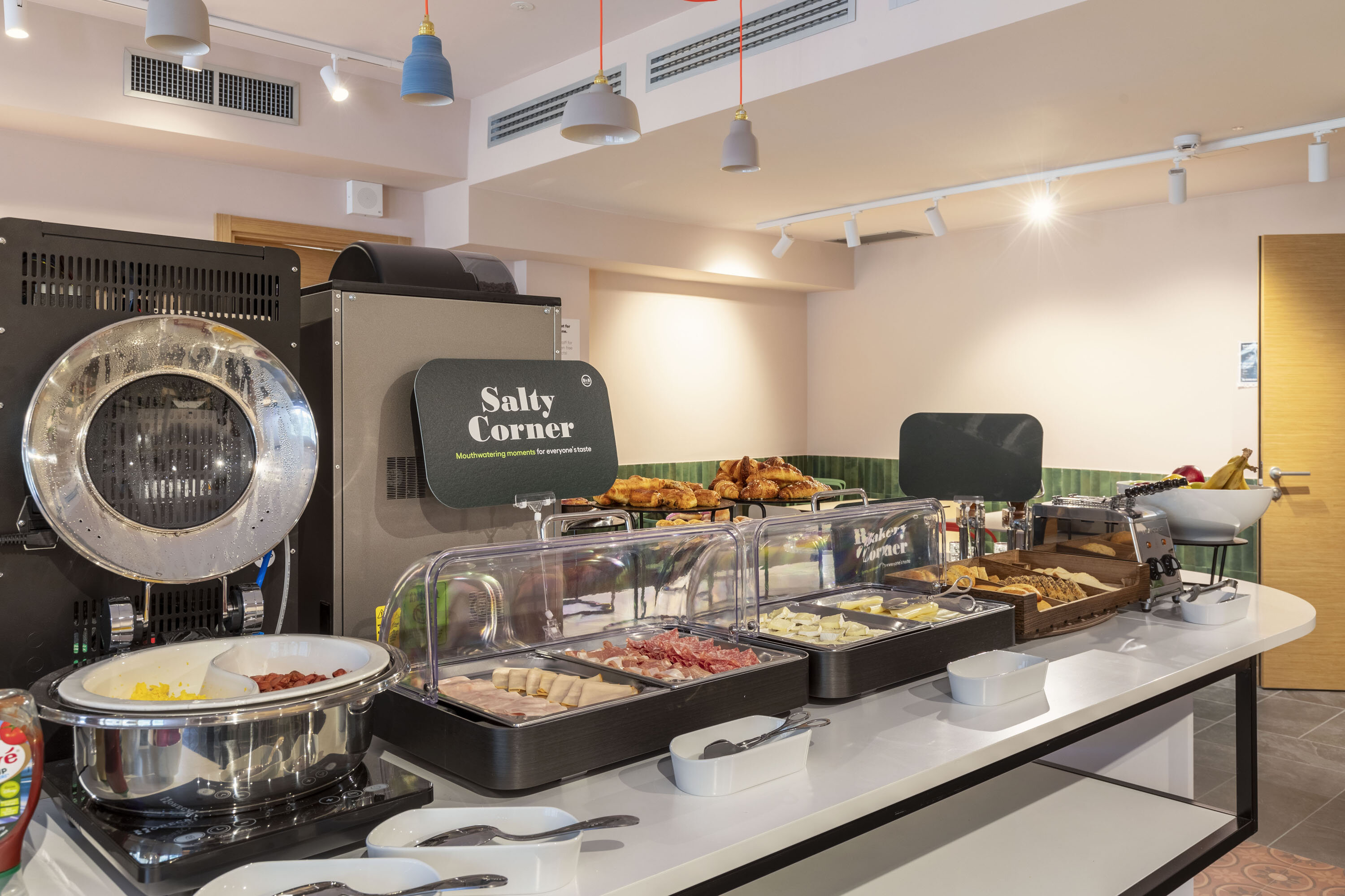 B&B HOTEL Como Baradello | just a few minutes from the city center