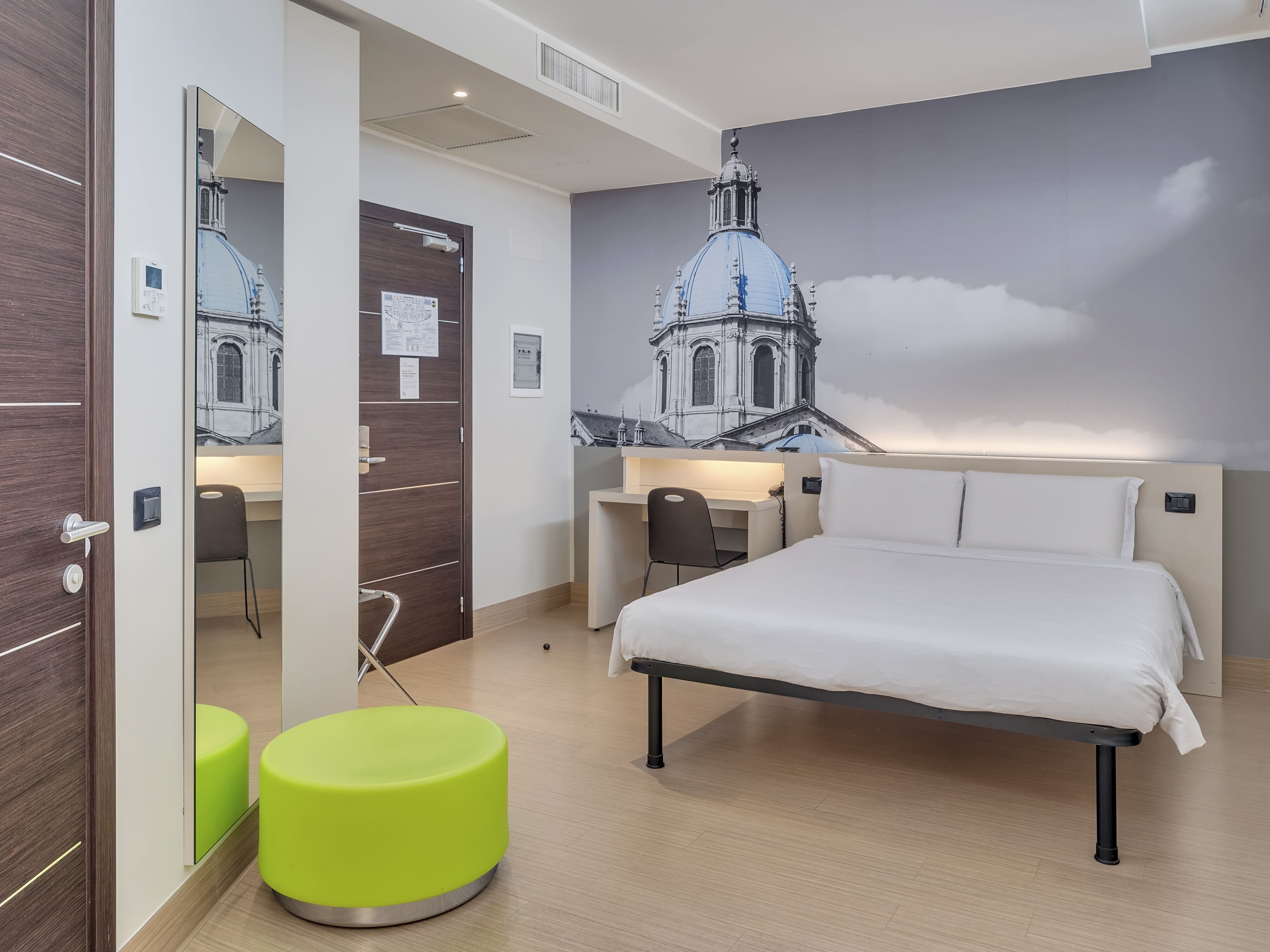 B&B HOTEL Como Camerlata | geeignet für Autobahn und Stadtzentrum