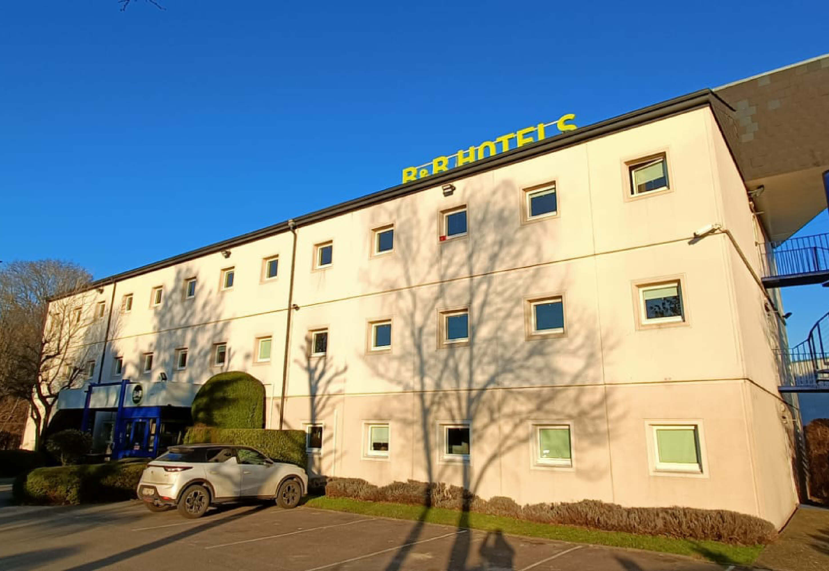 B&B HOTELS in Liege: a hotel near the city center and the airport. B&B ...
