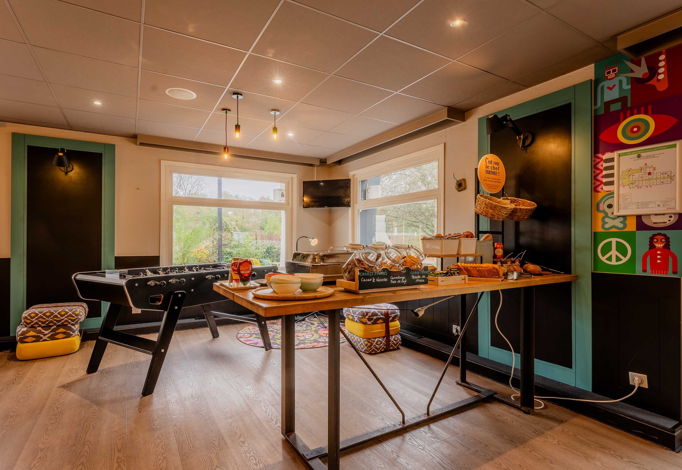 B&B HOTEL Lille Villeneuve d'Ascq Hôtel de Ville : un hôtel tout confort à Villeneuve d'Ascq ...