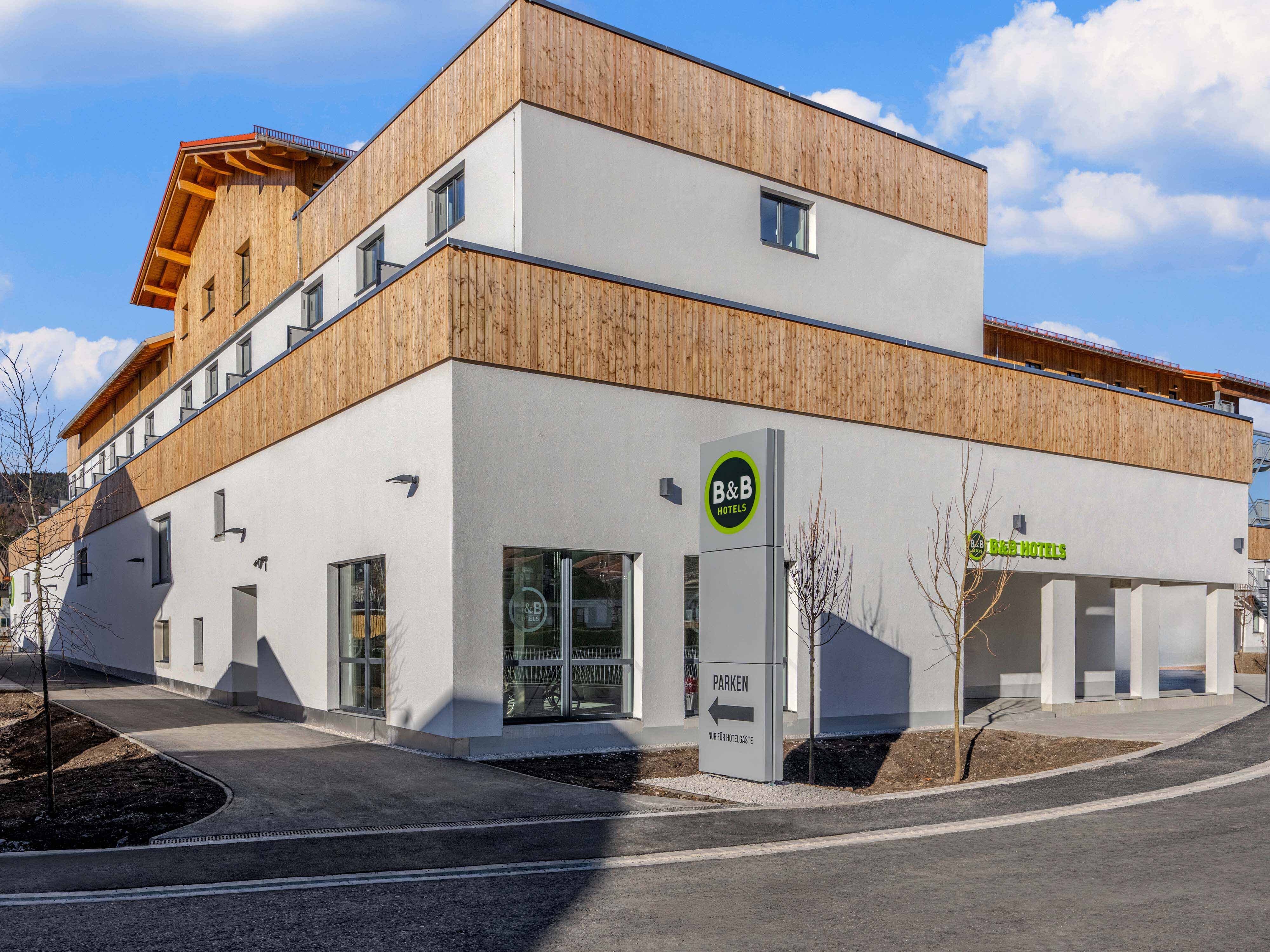 B&B HOTEL Mittenwald: Affordable & comfortable in the Alps | B&B HOTELS