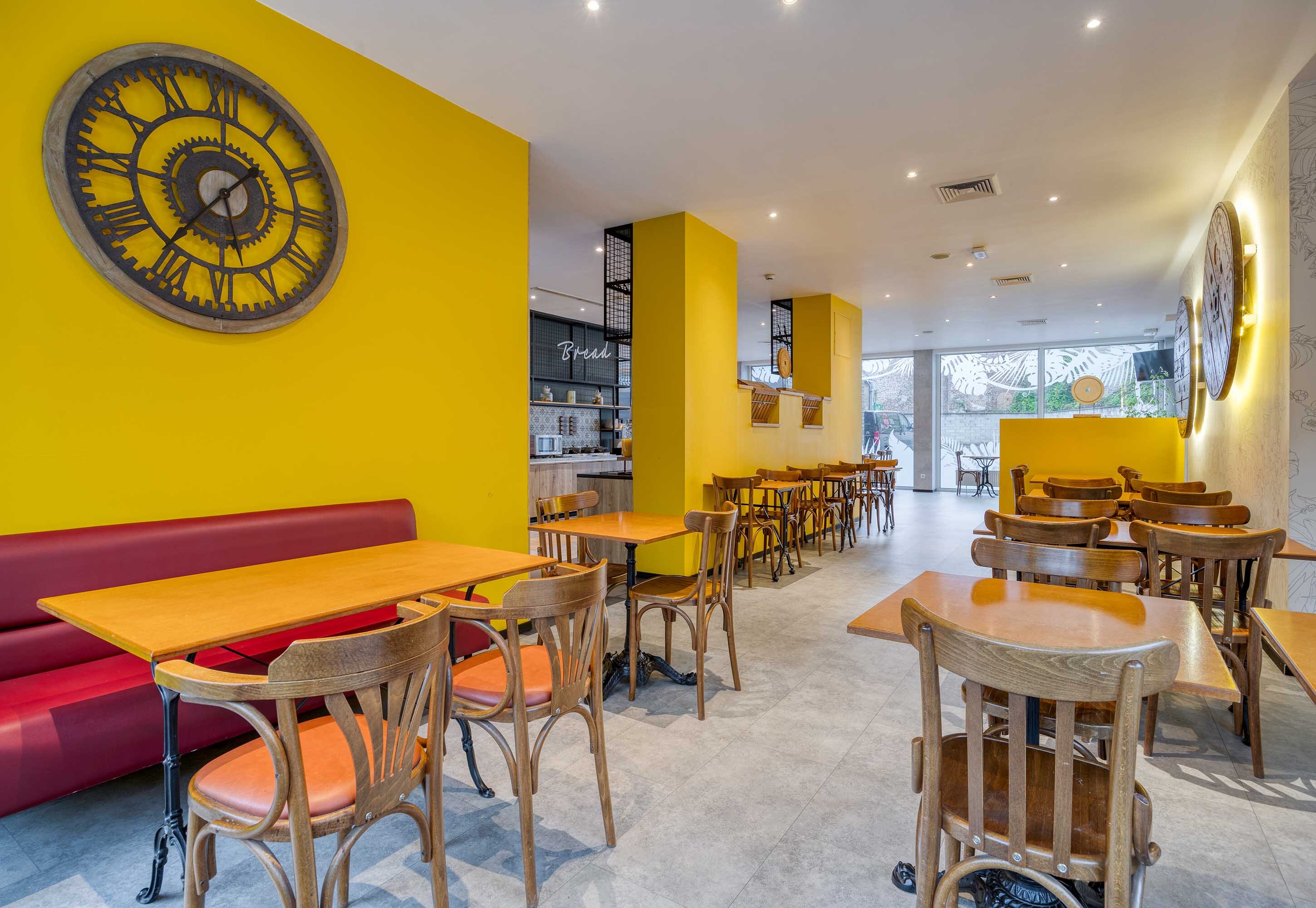 B&B HOTEL Mons Gare: a hotel just a few metres from Mons station
