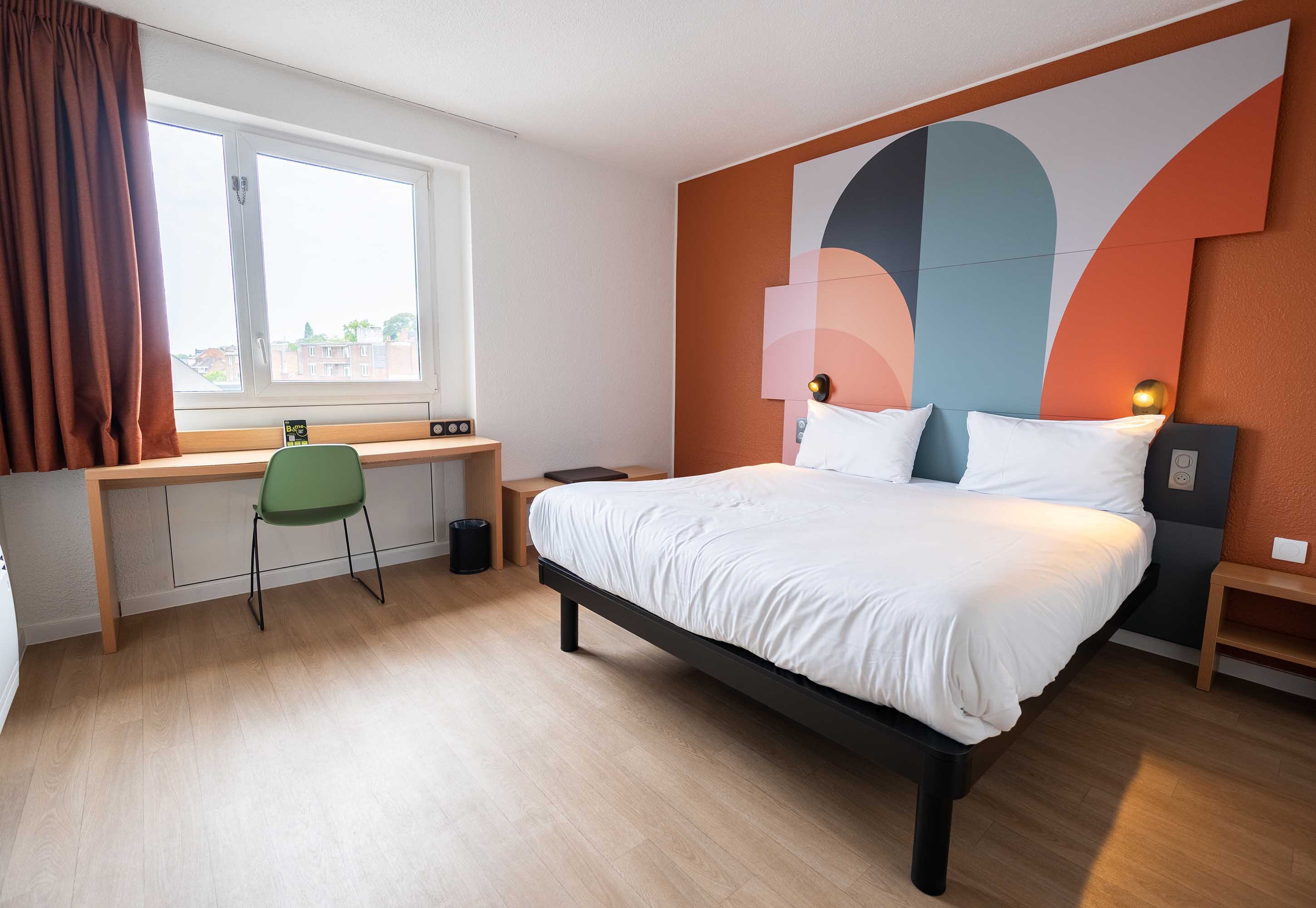 B&B HOTEL Mons Gare: a hotel just a few metres from Mons station