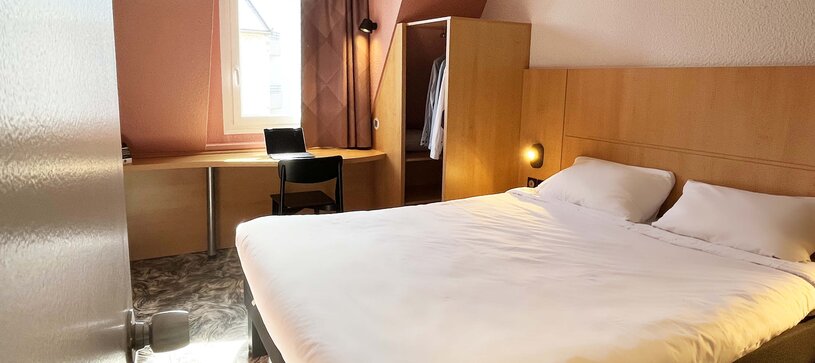 Our hotel near the medieval city of Montluçon | B&B HOTELS