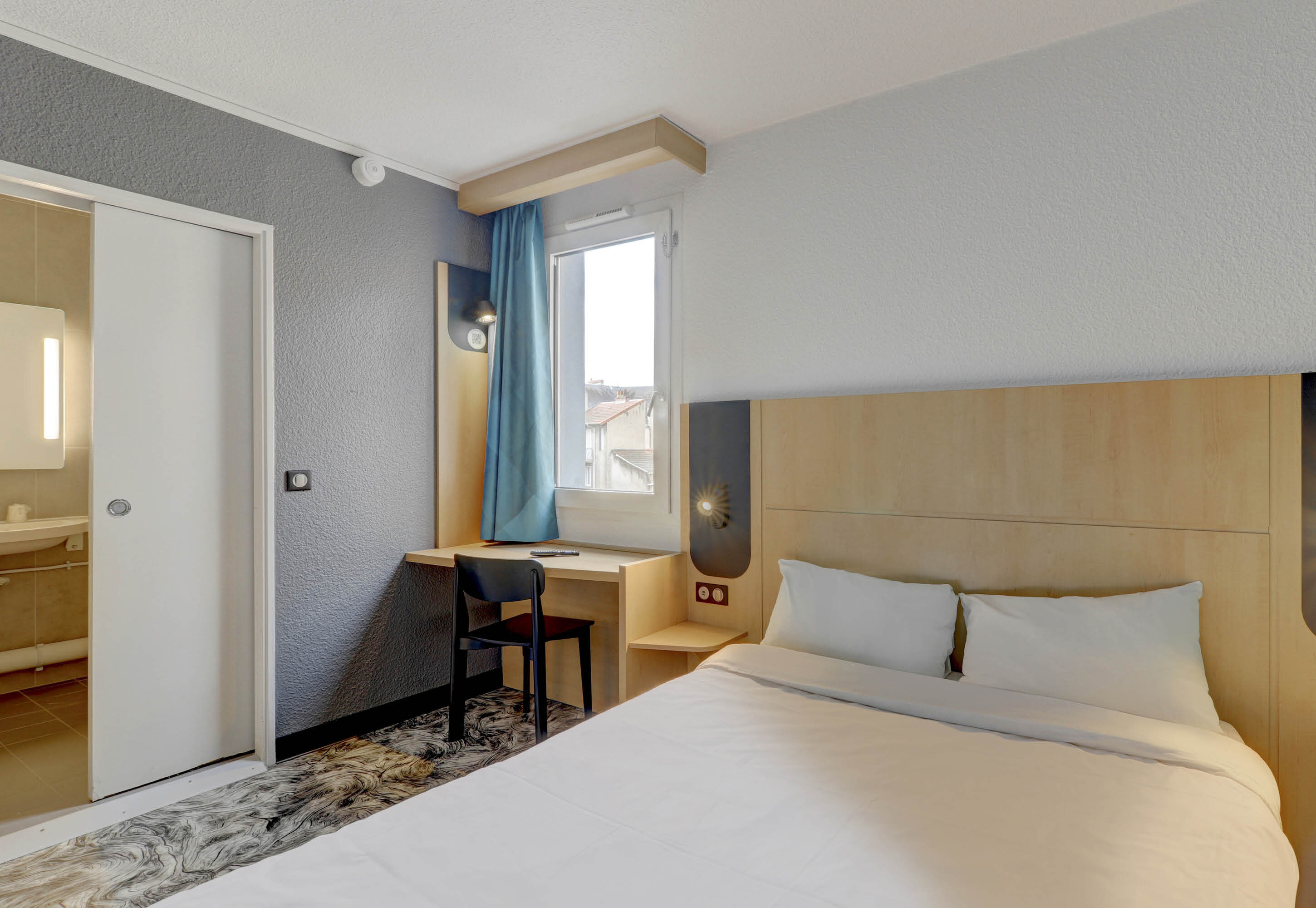 Notre hôtel près de la cité médiévale de Montluçon | B&B HOTELS