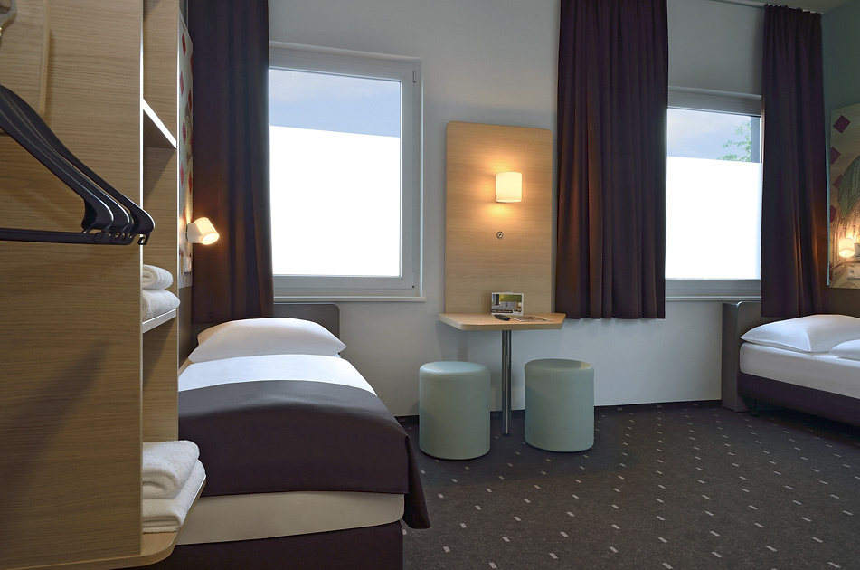 Inexpensive overnight stays in Neuss I B&B Hotels