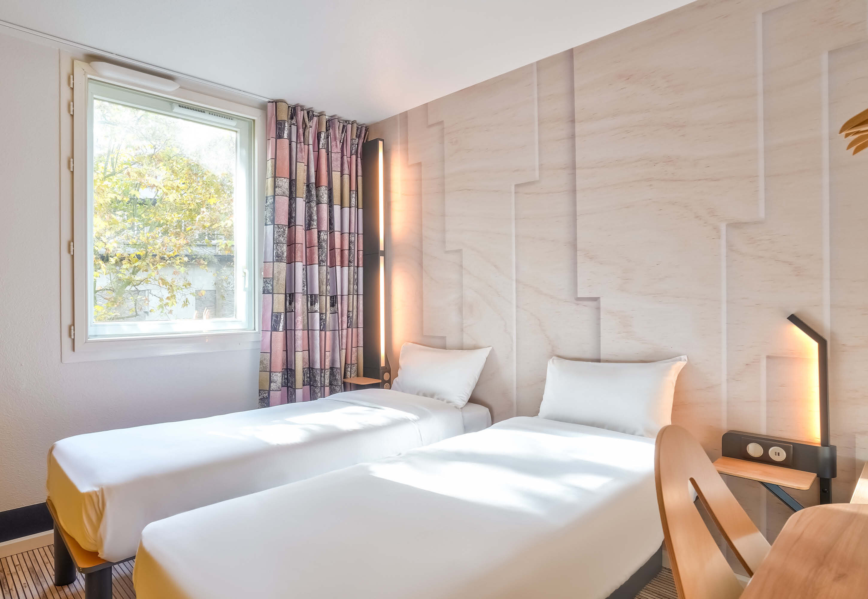 B&B HOTEL Paris Malakoff Parc des Expositions near exhibition center ...