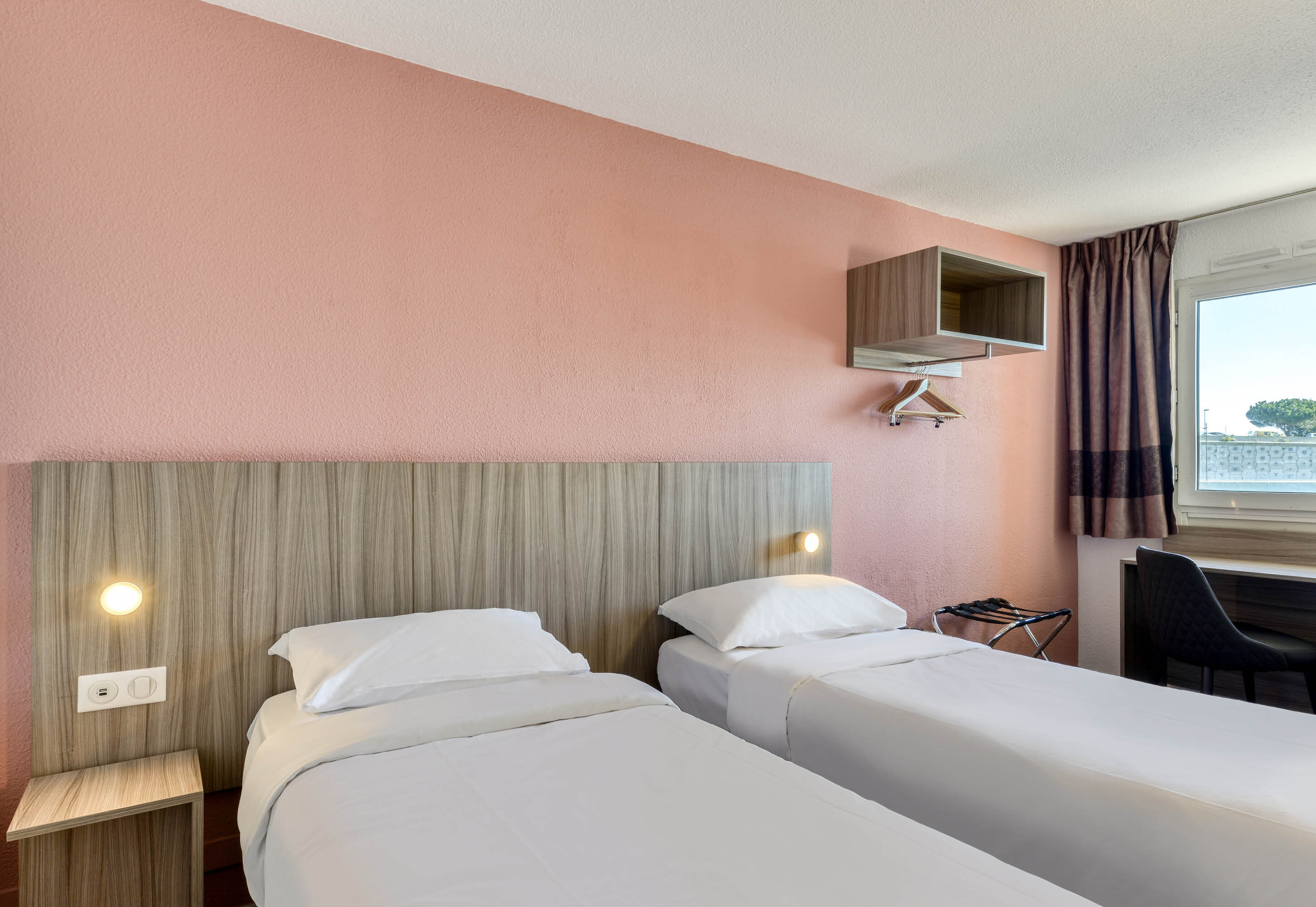 B&B HOTEL Sète Centre Gare, chambre avec vue sur le canal