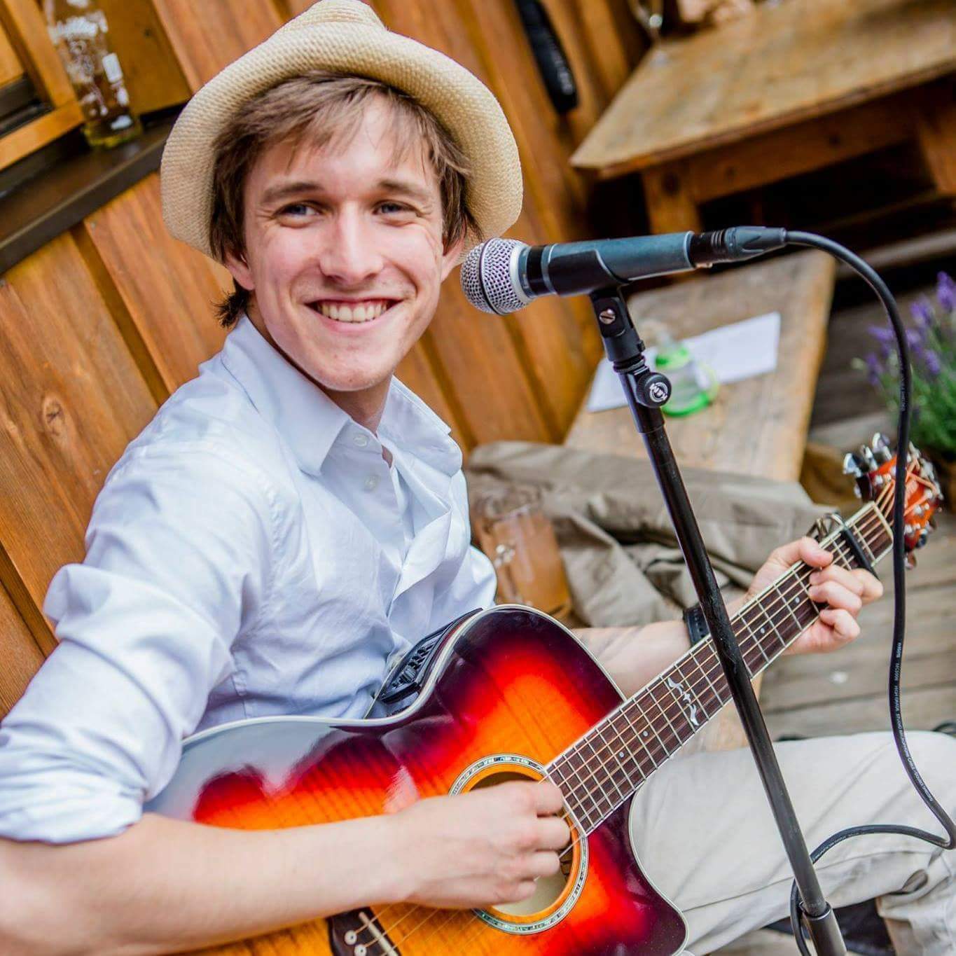 Nick Herrmann | Book a Street Artist