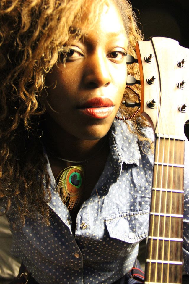 Mary May | Book a Street Artist