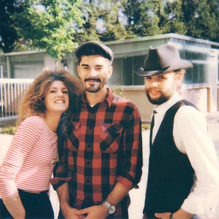 MUDDY WHAT? | Book a Street Artist