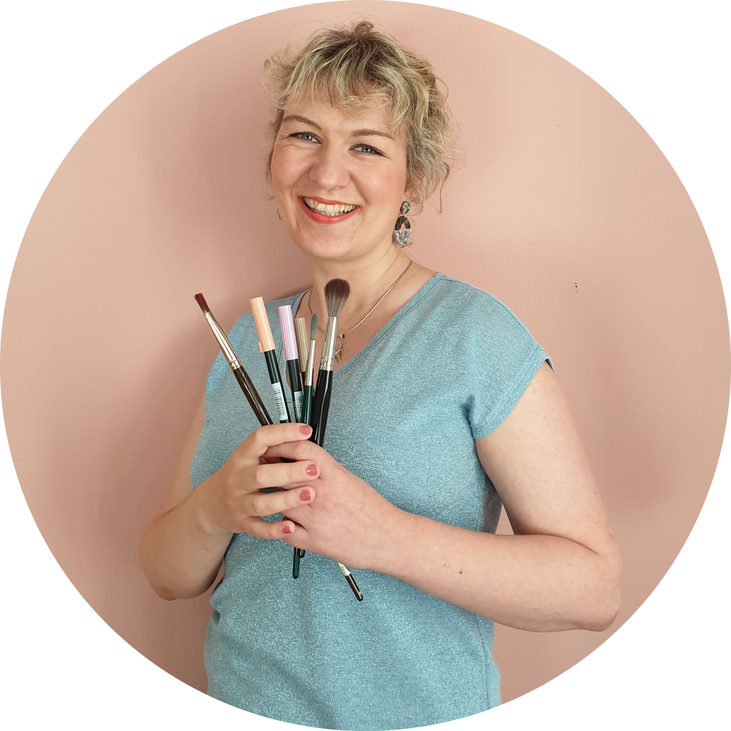 Vanessa Schumm | Book a Street Artist