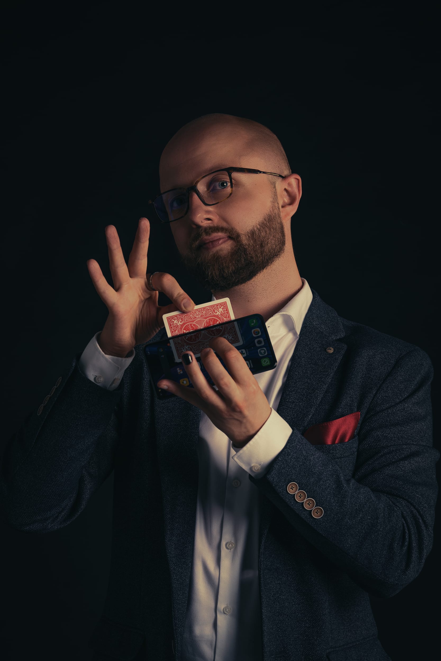 Dr. Alex Romanoff | Book a Street Artist