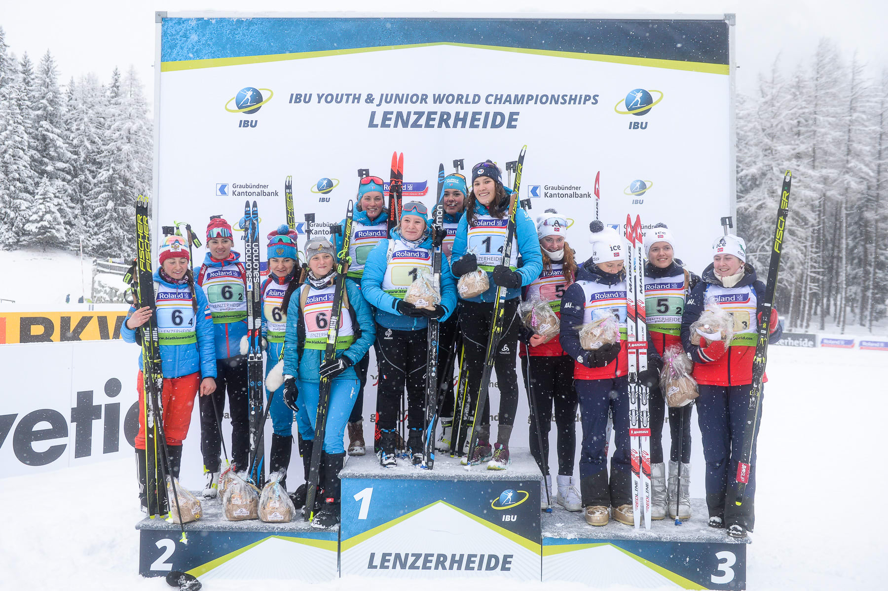 Gold for Russian and French junior relays