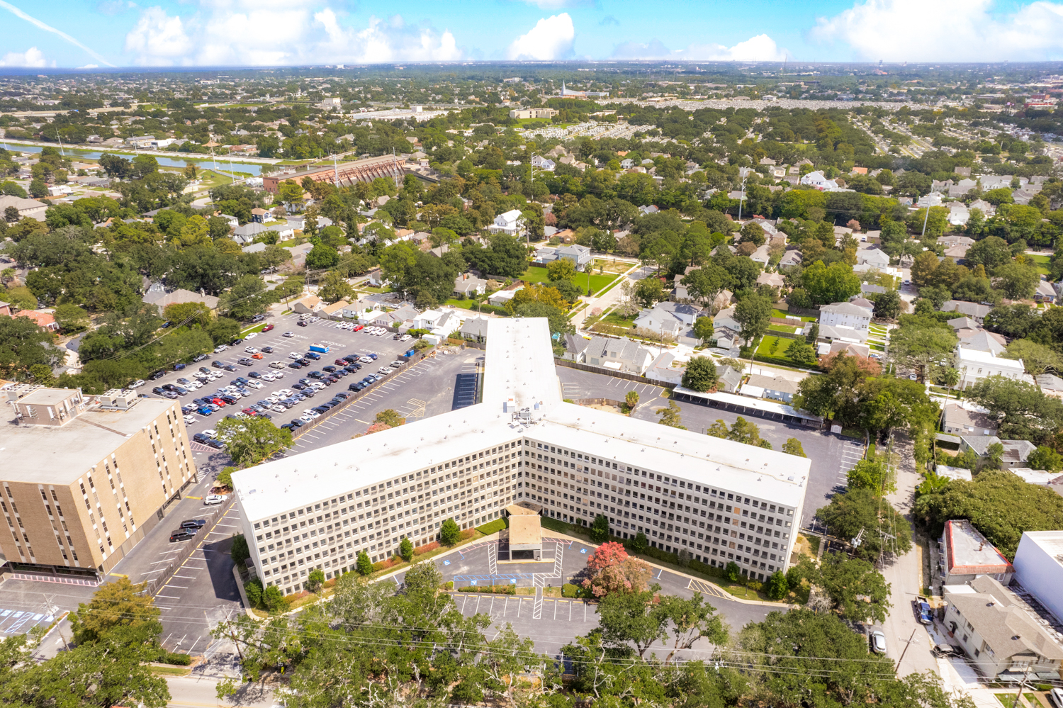 401 METAIRIE RD, METAIRIE, LA 70005