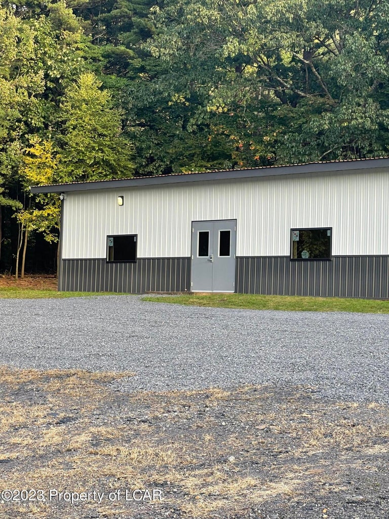 10 MAIN BOULEVARD, RINGTOWN, PA 17967