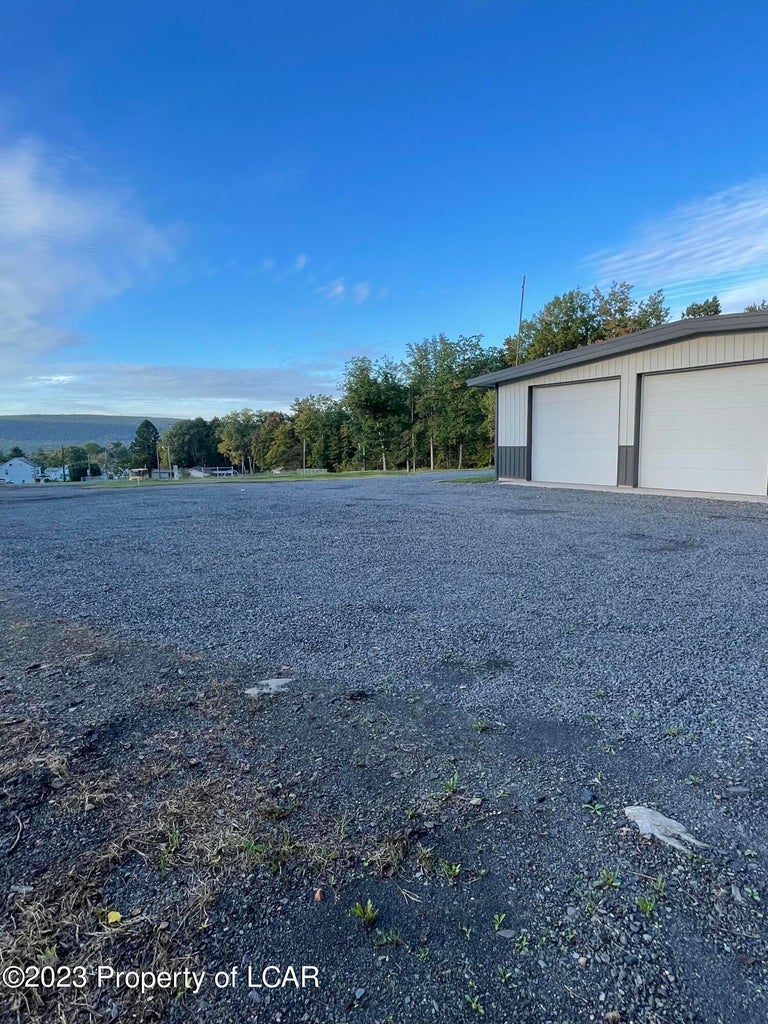 10 MAIN BOULEVARD, RINGTOWN, PA 17967