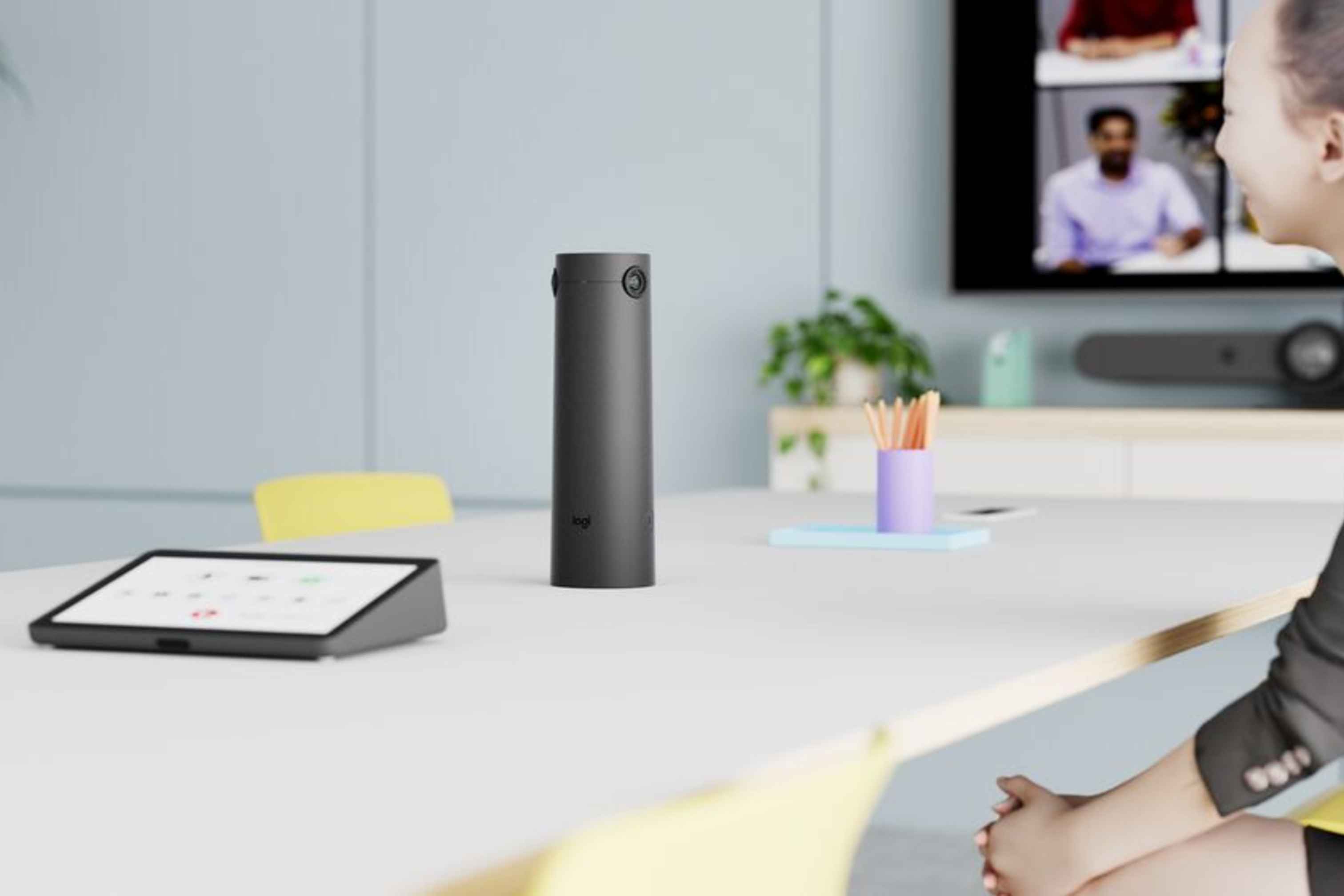 Inavate AV | logitech adds aipowered conferencing camera for