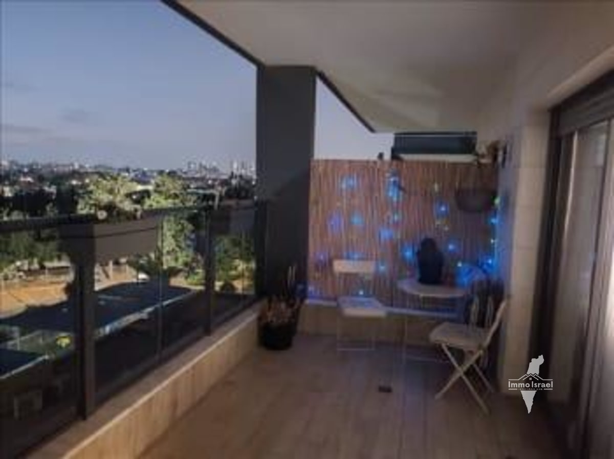3-Room Apartment for Sale on Yona Bugla Street, Rishon LeTsiyon | Real ...