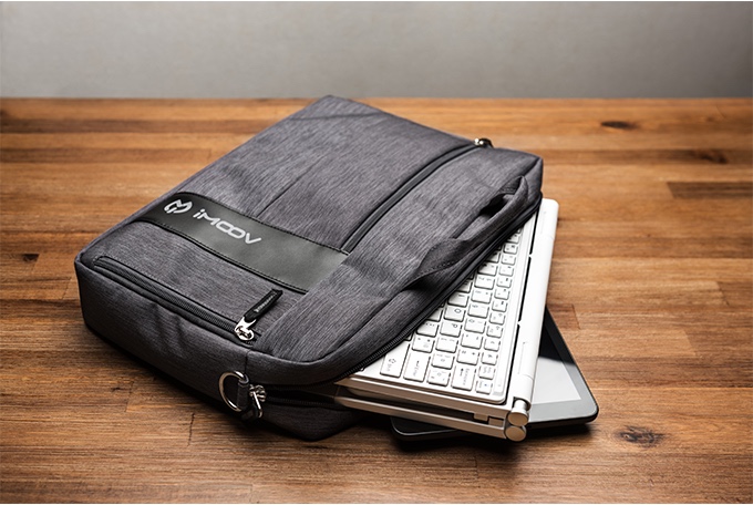 iMoov: The Ultimate Ultraportable Device Stand | Indiegogo