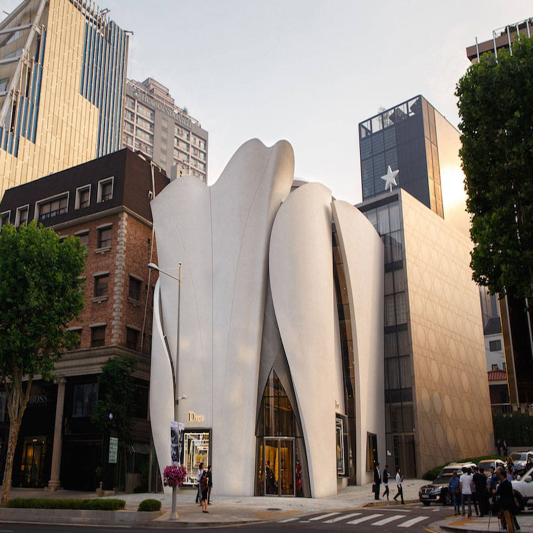 When Dior Couture Becomes an Architecture Monument