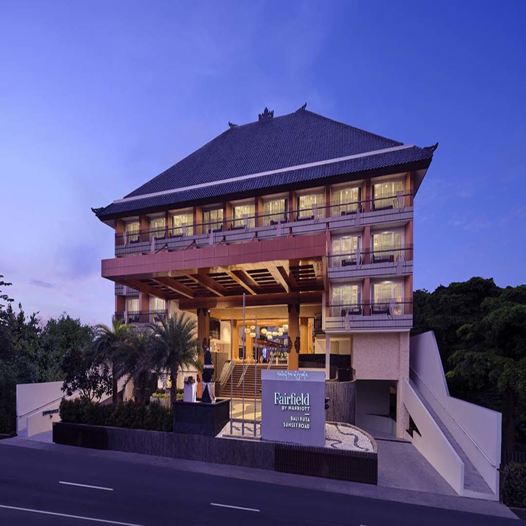 Fairfield by Marriott Bali Kuta Sunset Road Radiates Elevated Simplicity