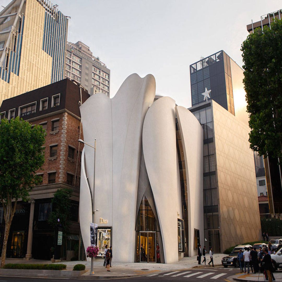 When Dior Couture Becomes an Architecture Monument