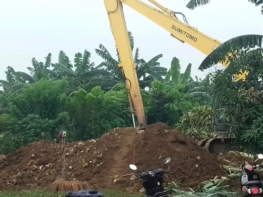 LSM BARAK Indonesia Pertanyakan Penanganan Sampah di Kali Cikarang ...