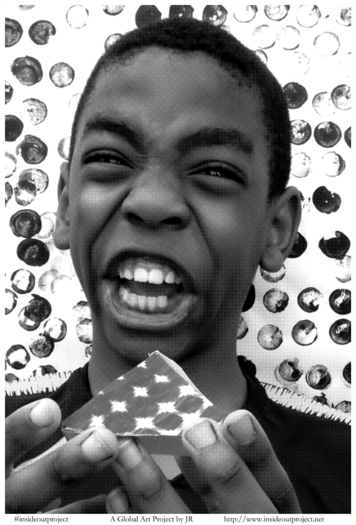 JR : Jean-René ou Jeunes Regards