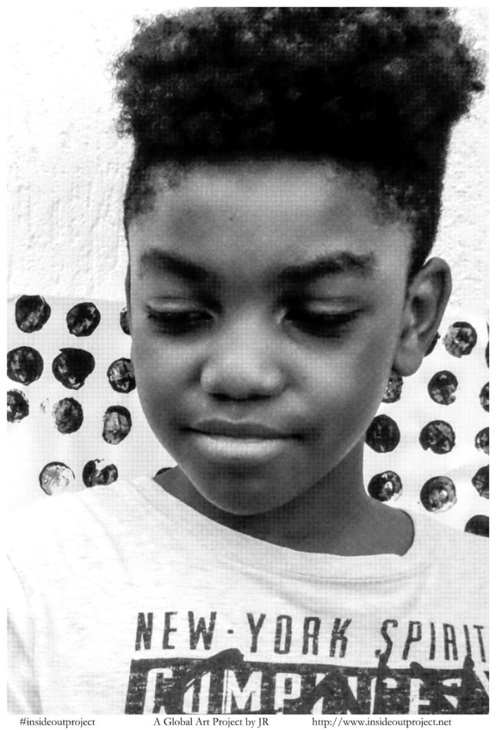 JR : Jean-René ou Jeunes Regards