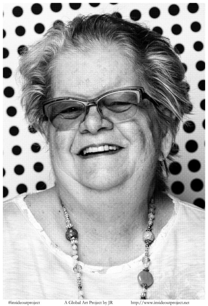 Inside Out / Sculpter le social