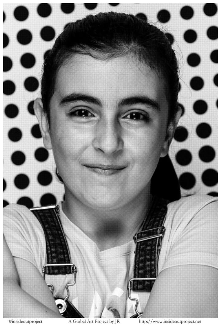 Inside Out / Sculpter le social