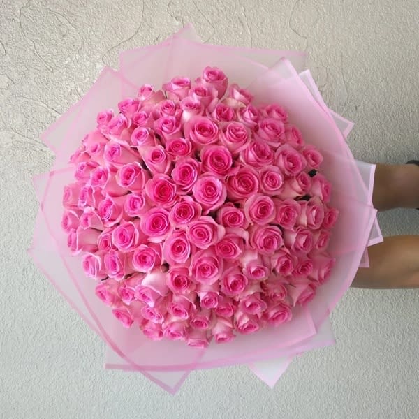 Order 100 Pink Roses bunch online | free delivery in 3 hours - Flowera