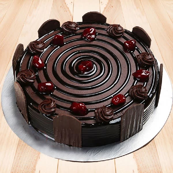 Order Delicious Cake online | free delivery in 3 hours - Flowera