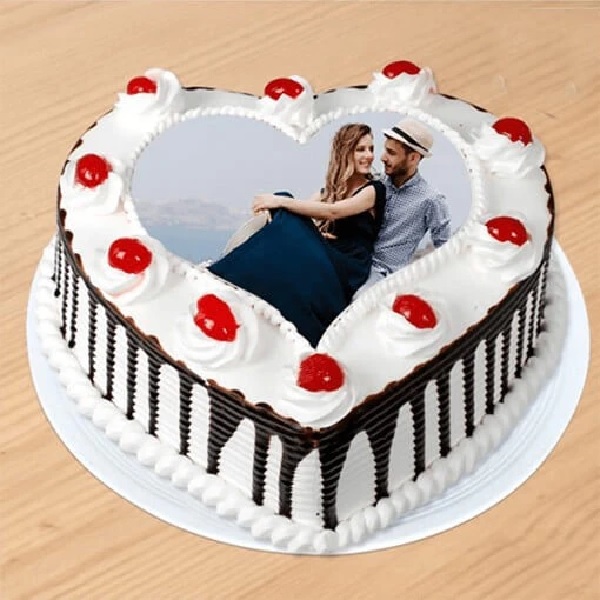 Order Hearty Photo Cake online | free delivery in 3 hours - Flowera